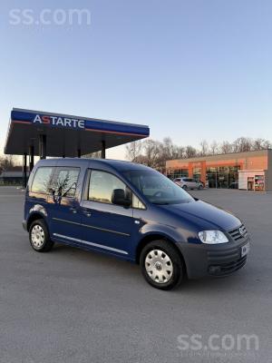 Blue Volkswagen Caddy 2009 in Tukums, with an engine capacity of 1.90 L and mileage of 373 thousand km for 4250 €, photo 3 on AUTOMOTO.COM.LV