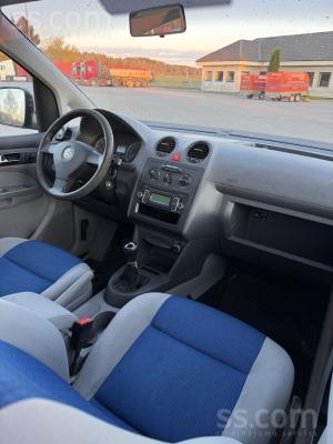Blue Volkswagen Caddy 2009 in Tukums, with an engine capacity of 1.90 L and mileage of 373 thousand km for 4250 €, photo 12 on AUTOMOTO.COM.LV