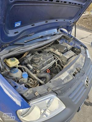 Blue Volkswagen Caddy 2009 in Vilnius, with an engine capacity of 1.90 L and mileage of 230 thousand km for 4500 €, photo 16 on AUTOMOTO.COM.LV