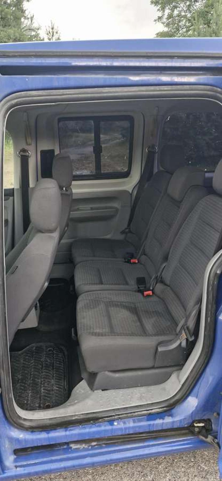 Zils Volkswagen Caddy 2009 Kauņa, ar dzinēja tilpumu 1.90 L un nobraukumu 234 tūkst. km par 4300 €, foto 10 vietnē AUTOMOTO.COM.LV