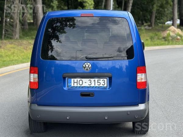 Blue Volkswagen Caddy 2009 in Jelgava, with an engine capacity of 1.90 L and mileage of 352 thousand km for 3900 €, photo 4 on AUTOMOTO.COM.LV