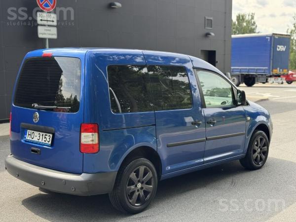Blue Volkswagen Caddy 2009 in Jelgava, with an engine capacity of 1.90 L and mileage of 352 thousand km for 3900 €, photo 7 on AUTOMOTO.COM.LV