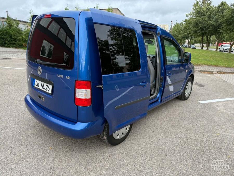Blue Volkswagen Caddy 2009 in Mazeikiai, with an engine capacity of 1.60 L and mileage of 204 thousand km for 4400 €, photo 20 on AUTOMOTO.COM.LV