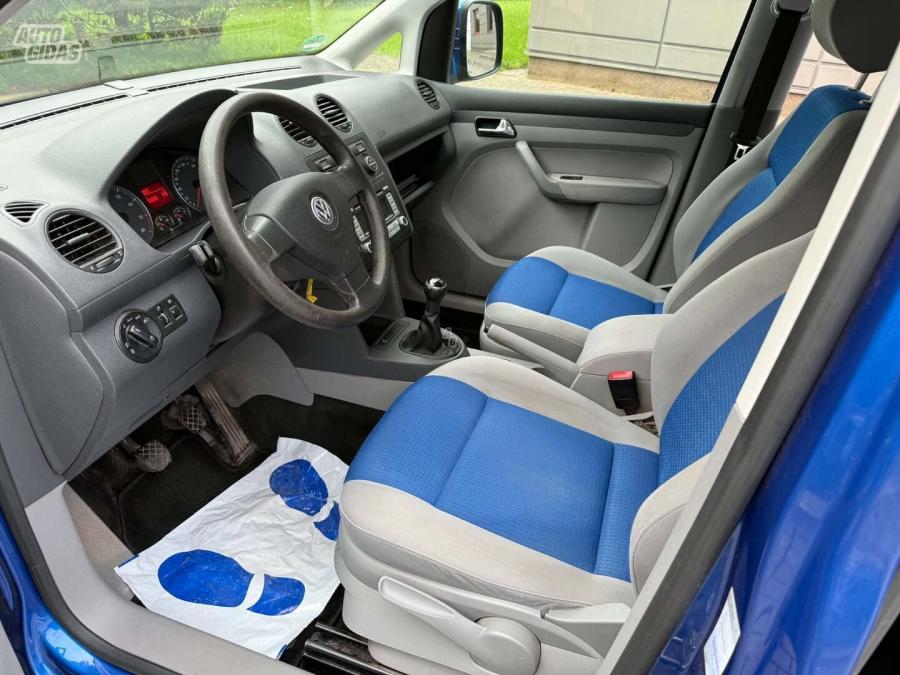 Blue Volkswagen Caddy 2009 in Mazeikiai, with an engine capacity of 1.60 L and mileage of 204 thousand km for 4400 €, photo 34 on AUTOMOTO.COM.LV