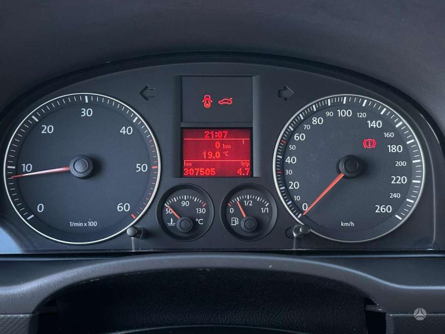 Zils Volkswagen Caddy 2009 Jonava, ar dzinēja tilpumu 1.90 L un nobraukumu 308 tūkst. km par 3650 €, foto 19 vietnē AUTOMOTO.COM.LV