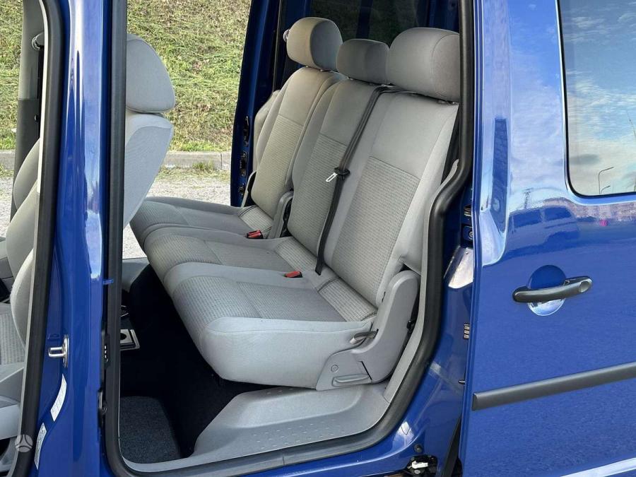 Zils Volkswagen Caddy 2009 Jonava, ar dzinēja tilpumu 1.90 L un nobraukumu 308 tūkst. km par 3650 €, foto 24 vietnē AUTOMOTO.COM.LV