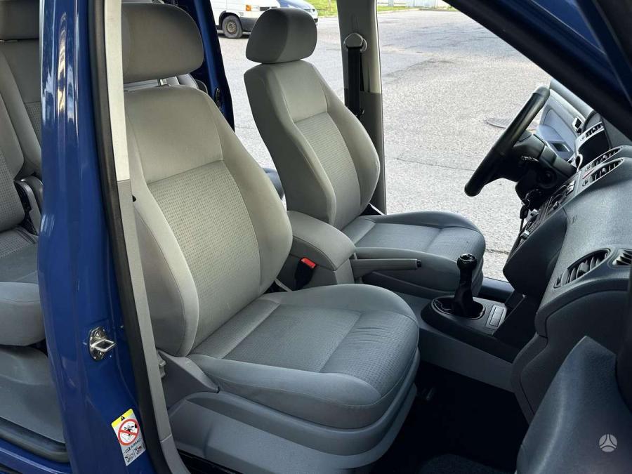 Zils Volkswagen Caddy 2009 Jonava, ar dzinēja tilpumu 1.90 L un nobraukumu 308 tūkst. km par 3650 €, foto 28 vietnē AUTOMOTO.COM.LV