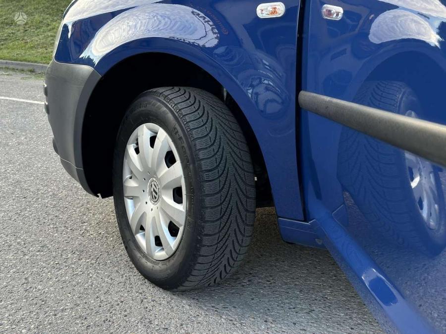 Zils Volkswagen Caddy 2009 Jonava, ar dzinēja tilpumu 1.90 L un nobraukumu 308 tūkst. km par 3650 €, foto 32 vietnē AUTOMOTO.COM.LV