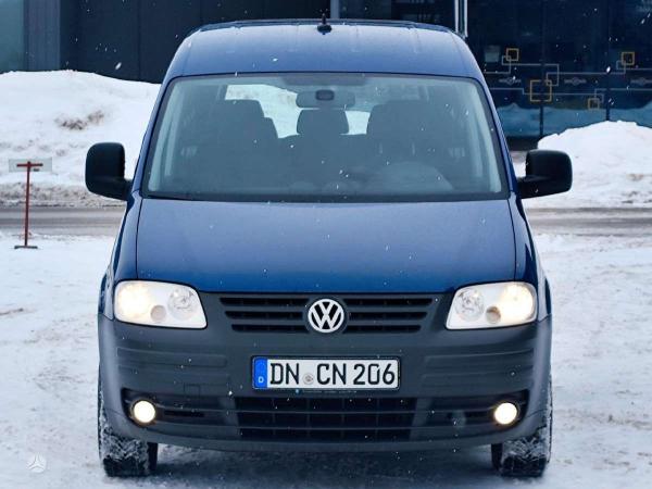 Blue Volkswagen Caddy 2010 in Siauliai, with an engine capacity of 1.90 L and mileage of 251 thousand km for 4950 €, photo 2 on AUTOMOTO.COM.LV
