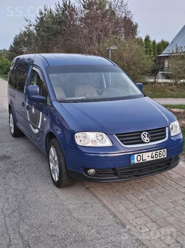 Zils Volkswagen Caddy 2010 Rīga, ar dzinēja tilpumu 2.00 L un nobraukumu 433 tūkst. km par 4750 €, foto 1 vietnē AUTOMOTO.COM.LV