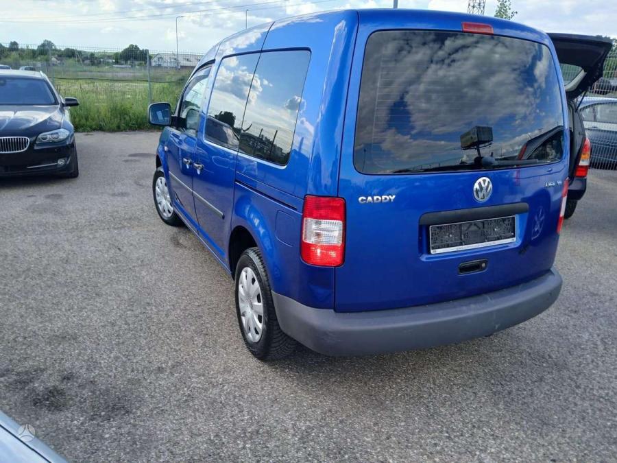 Zils Volkswagen Caddy 2010 Marijampole, ar dzinēja tilpumu 1.60 L un nobraukumu 258 tūkst. km par 3900 €, foto 3 vietnē AUTOMOTO.COM.LV