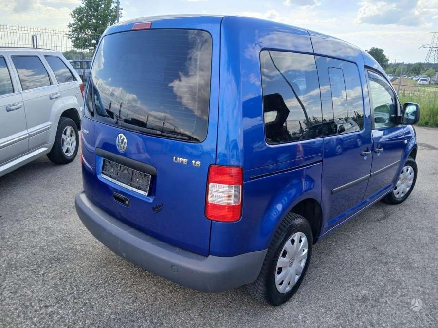 Zils Volkswagen Caddy 2010 Marijampole, ar dzinēja tilpumu 1.60 L un nobraukumu 258 tūkst. km par 3900 €, foto 9 vietnē AUTOMOTO.COM.LV