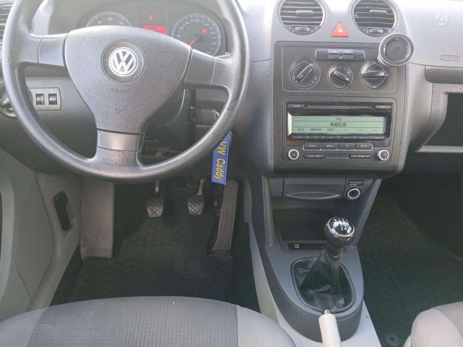 Zils Volkswagen Caddy 2010 Marijampole, ar dzinēja tilpumu 1.60 L un nobraukumu 258 tūkst. km par 3900 €, foto 11 vietnē AUTOMOTO.COM.LV