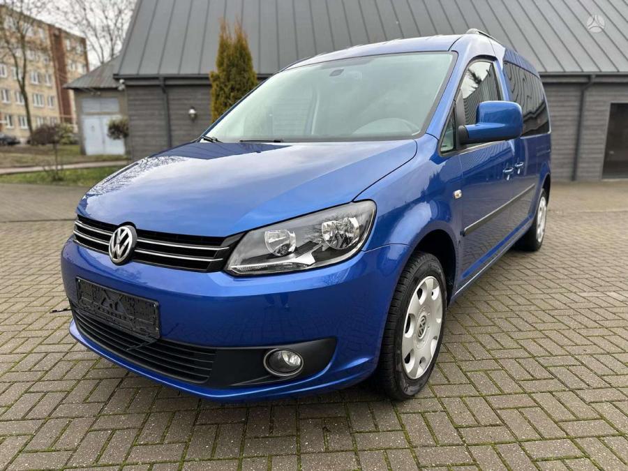 Blue Volkswagen Caddy 2011 in Kedainiai, with an engine capacity of 2.00 L and mileage of 280 thousand km for 8450 €, photo 8 on AUTOMOTO.COM.LV