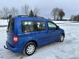 Blue Volkswagen Caddy 2011 in Taurage, with an engine capacity of 1.60 L and mileage of 267 thousand km for 4300 €, photo 5 on AUTOMOTO.COM.LV