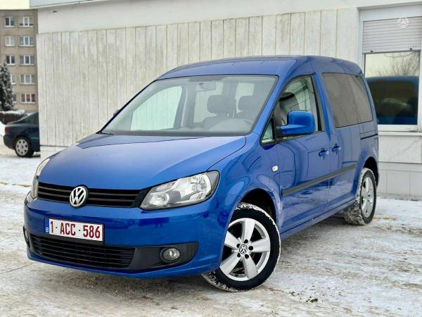 Blue Volkswagen Caddy 2011 in Ukmerge, with an engine capacity of 1.60 L and mileage of 191 thousand km for 6700 €, photo 1 on AUTOMOTO.COM.LV