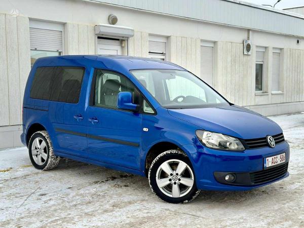Blue Volkswagen Caddy 2011 in Ukmerge, with an engine capacity of 1.60 L and mileage of 191 thousand km for 6700 €, photo 4 on AUTOMOTO.COM.LV