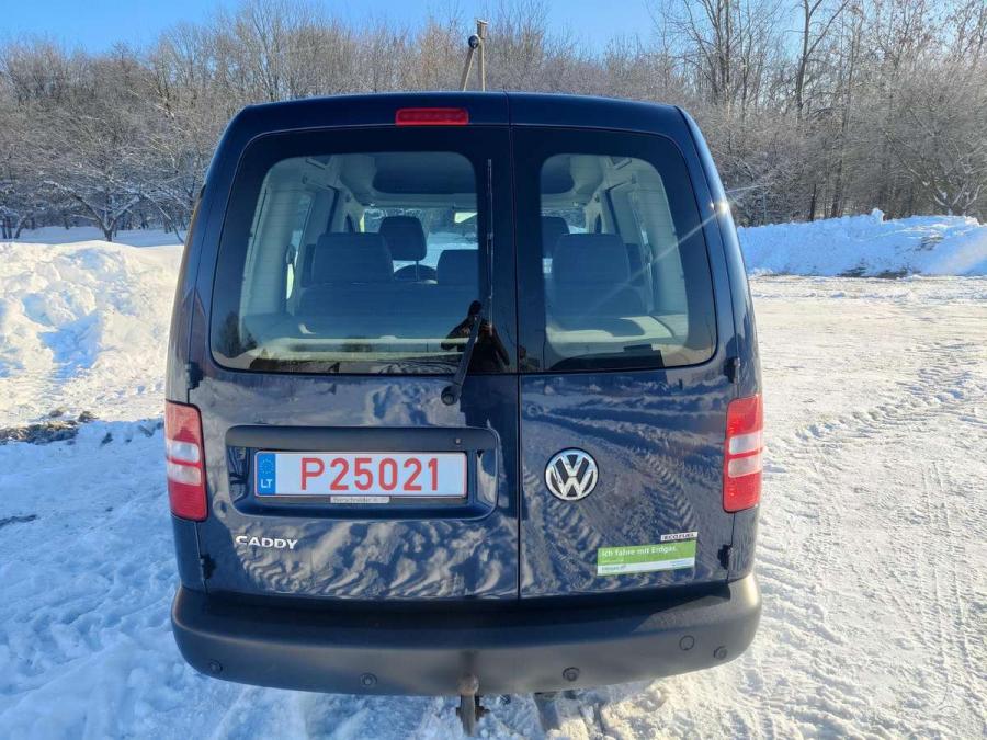 Blue Volkswagen Caddy 2011 in Vilnius, with an engine capacity of 2.00 L and mileage of 234 thousand km for 5000 €, photo 13 on AUTOMOTO.COM.LV