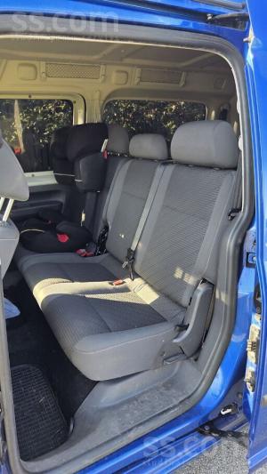 Zils Volkswagen Caddy 2011 Rīga, ar dzinēja tilpumu 1.60 L un nobraukumu 286 tūkst. km par 6100 €, foto 8 vietnē AUTOMOTO.COM.LV