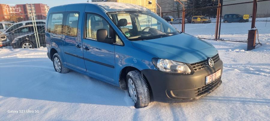 Blue Volkswagen Caddy 2012 in Kedainiai, with an engine capacity of 2.00 L and mileage of 295 thousand km for 8599 €, photo 2 on AUTOMOTO.COM.LV