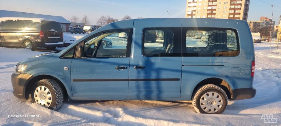 Blue Volkswagen Caddy 2012 in Kedainiai, with an engine capacity of 2.00 L and mileage of 295 thousand km for 8599 €, photo 6 on AUTOMOTO.COM.LV