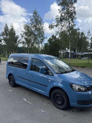 Blue Volkswagen Caddy 2012 in Jurbarkas, with an engine capacity of 1.60 L and mileage of 374 thousand km for 5200 €, photo 3 on AUTOMOTO.COM.LV