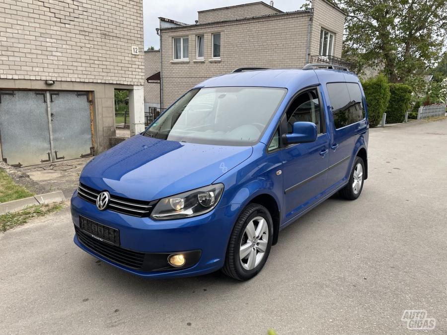 Blue Volkswagen Caddy 2012 in Raseiniai, with an engine capacity of 2.00 L and mileage of 316 thousand km for 7500 €, photo 1 on AUTOMOTO.COM.LV