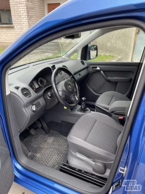 Blue Volkswagen Caddy 2012 in Raseiniai, with an engine capacity of 2.00 L and mileage of 316 thousand km for 7500 €, photo 8 on AUTOMOTO.COM.LV