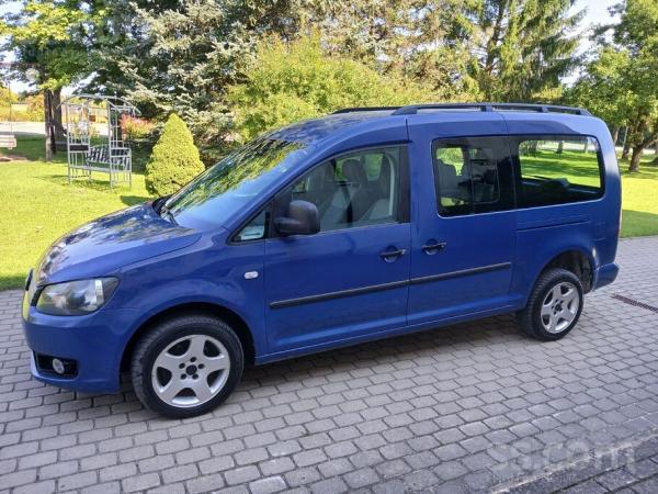 Blue Volkswagen Caddy 2012 in Bauska, with an engine capacity of 2.00 L and mileage of 354 thousand km for 4950 €, photo 1 on AUTOMOTO.COM.LV