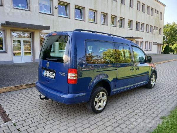 Blue Volkswagen Caddy 2012 in Bauska, with an engine capacity of 2.00 L and mileage of 354 thousand km for 4950 €, photo 2 on AUTOMOTO.COM.LV