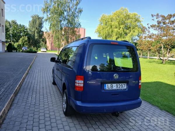 Blue Volkswagen Caddy 2012 in Bauska, with an engine capacity of 2.00 L and mileage of 354 thousand km for 4950 €, photo 3 on AUTOMOTO.COM.LV