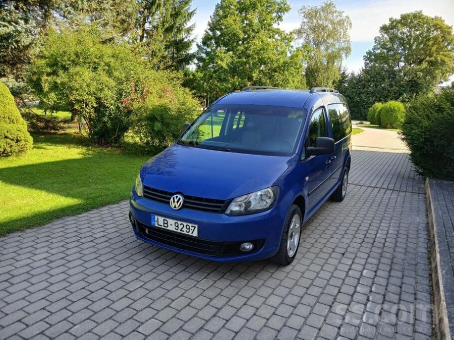 Blue Volkswagen Caddy 2012 in Bauska, with an engine capacity of 2.00 L and mileage of 354 thousand km for 4950 €, photo 12 on AUTOMOTO.COM.LV