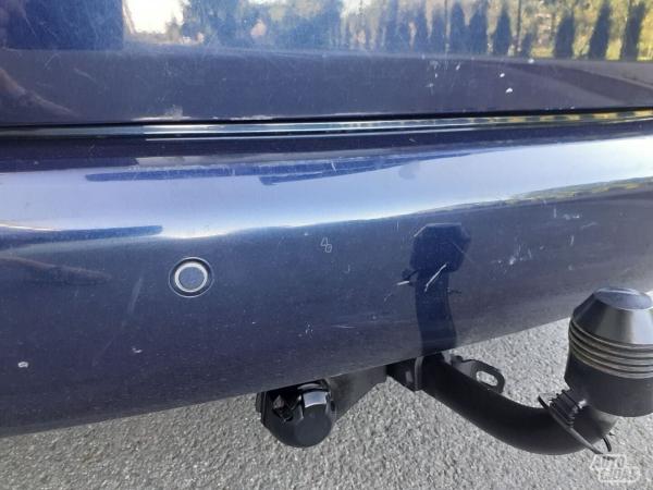 Blue Volkswagen Caddy 2013 in Mazeikiai, with an engine capacity of 1.60 L and mileage of 225 thousand km for 6400 €, photo 9 on AUTOMOTO.COM.LV