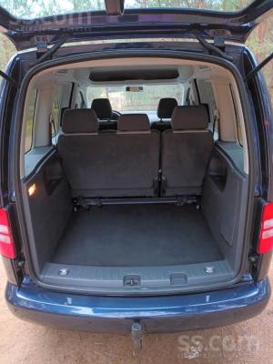 Blue Volkswagen Caddy 2014 in Daugavpils, with an engine capacity of 1.60 L and mileage of 229 thousand km for 6950 €, photo 10 on AUTOMOTO.COM.LV