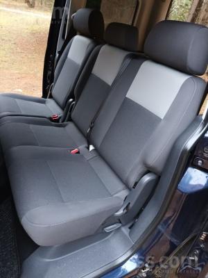 Blue Volkswagen Caddy 2014 in Daugavpils, with an engine capacity of 1.60 L and mileage of 229 thousand km for 6950 €, photo 18 on AUTOMOTO.COM.LV