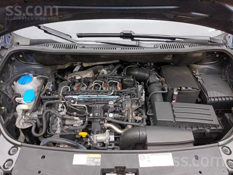 Blue Volkswagen Caddy 2014 in Daugavpils, with an engine capacity of 1.60 L and mileage of 229 thousand km for 6950 €, photo 20 on AUTOMOTO.COM.LV