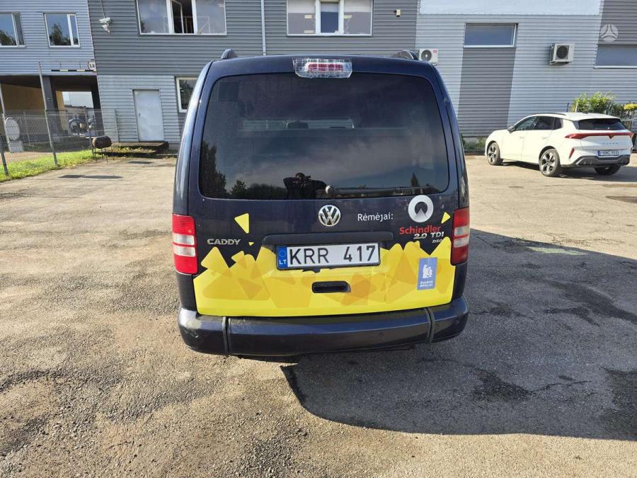 Zils Volkswagen Caddy 2014 Viļņa, ar dzinēja tilpumu 2.00 L un nobraukumu 590 tūkst. km par 2900 €, foto 5 vietnē AUTOMOTO.COM.LV