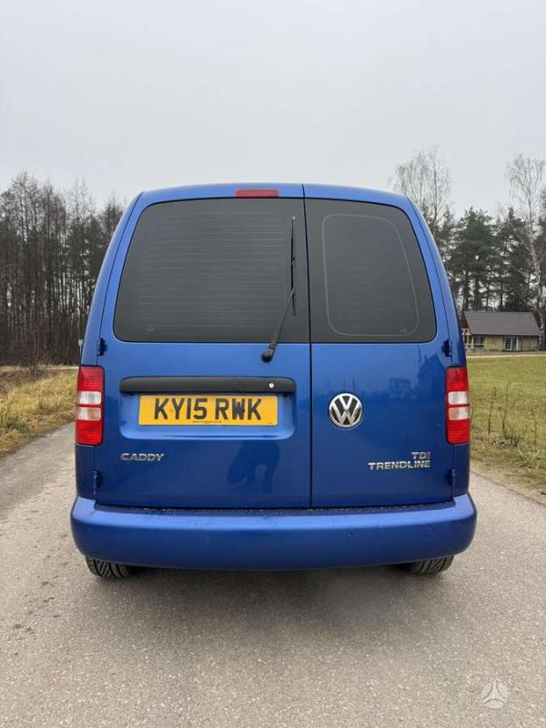 Blue Volkswagen Caddy 2015 in Vilnius, with an engine capacity of 1.60 L and mileage of 188 thousand km for 3100 €, photo 7 on AUTOMOTO.COM.LV