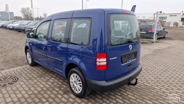Blue Volkswagen Caddy 2015 in Marijampole, with an engine capacity of 1.60 L and mileage of 2970 thousand km for 6750 €, photo 5 on AUTOMOTO.COM.LV