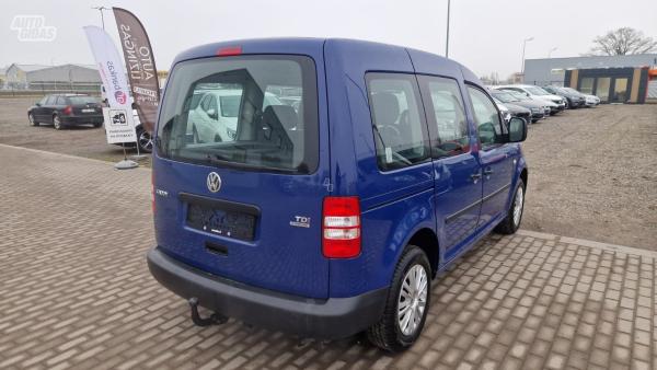 Blue Volkswagen Caddy 2015 in Marijampole, with an engine capacity of 1.60 L and mileage of 2970 thousand km for 6750 €, photo 7 on AUTOMOTO.COM.LV