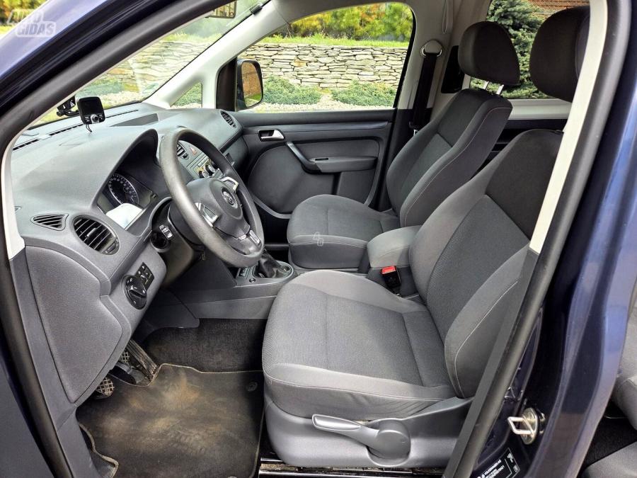 Blue Volkswagen Caddy 2015 in Vilnius, with an engine capacity of 1.60 L and mileage of 280 thousand km for 7500 €, photo 15 on AUTOMOTO.COM.LV