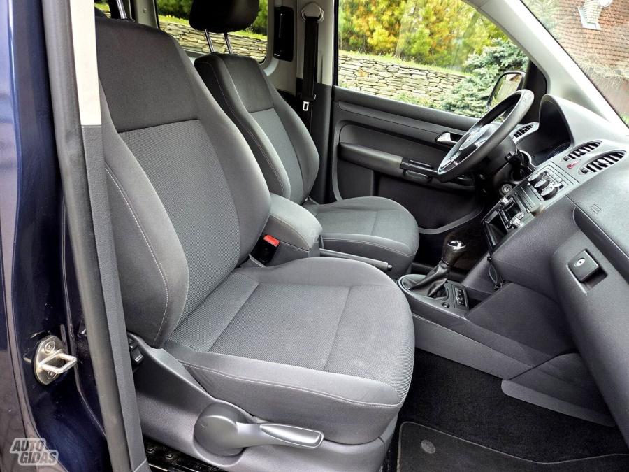 Blue Volkswagen Caddy 2015 in Vilnius, with an engine capacity of 1.60 L and mileage of 280 thousand km for 7500 €, photo 16 on AUTOMOTO.COM.LV