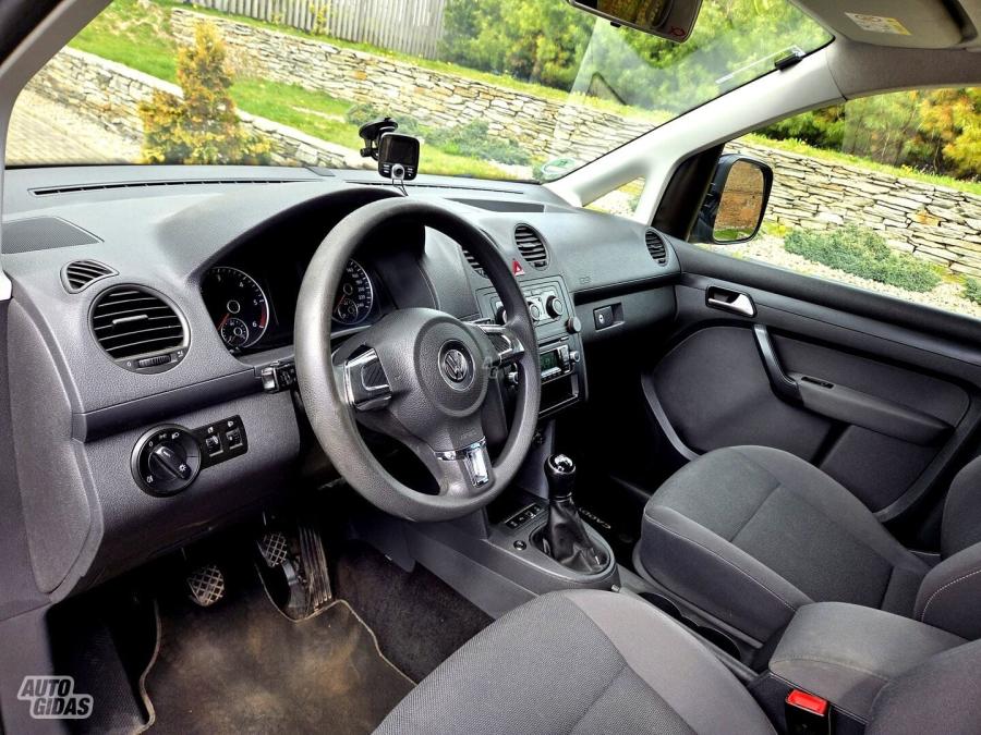 Blue Volkswagen Caddy 2015 in Vilnius, with an engine capacity of 1.60 L and mileage of 280 thousand km for 7500 €, photo 27 on AUTOMOTO.COM.LV