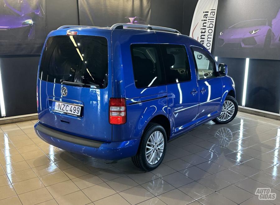 Blue Volkswagen Caddy 2015 in Avizieniai, with an engine capacity of 1.60 L and mileage of 227 thousand km for 9250 €, photo 3 on AUTOMOTO.COM.LV