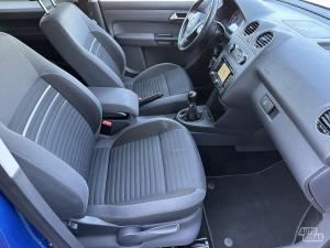 Blue Volkswagen Caddy 2015 in Avizieniai, with an engine capacity of 1.60 L and mileage of 227 thousand km for 9250 €, photo 5 on AUTOMOTO.COM.LV