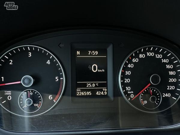 Blue Volkswagen Caddy 2015 in Avizieniai, with an engine capacity of 1.60 L and mileage of 227 thousand km for 9250 €, photo 7 on AUTOMOTO.COM.LV