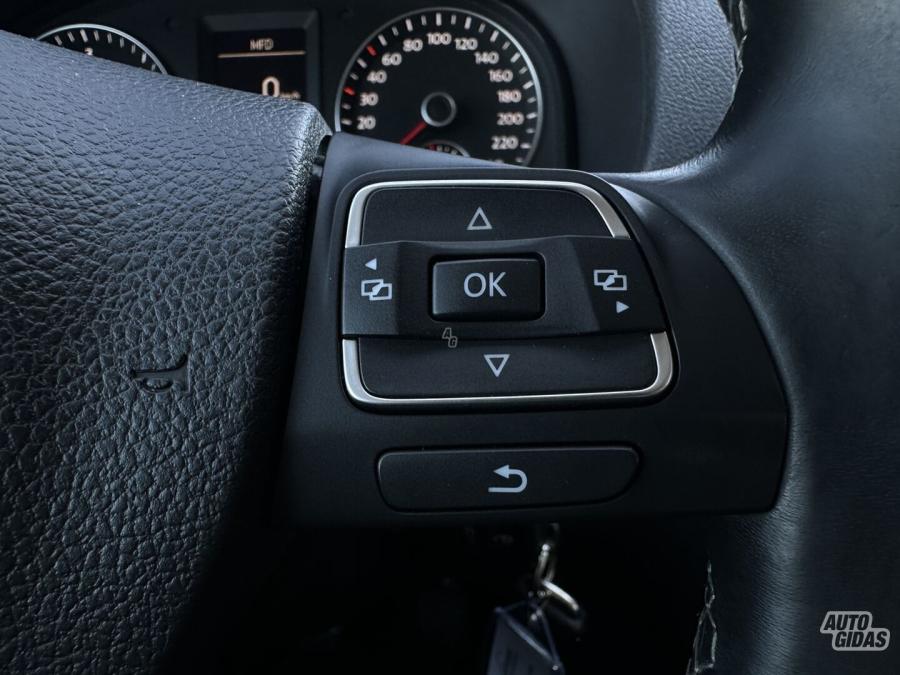 Blue Volkswagen Caddy 2015 in Avizieniai, with an engine capacity of 1.60 L and mileage of 227 thousand km for 9250 €, photo 11 on AUTOMOTO.COM.LV