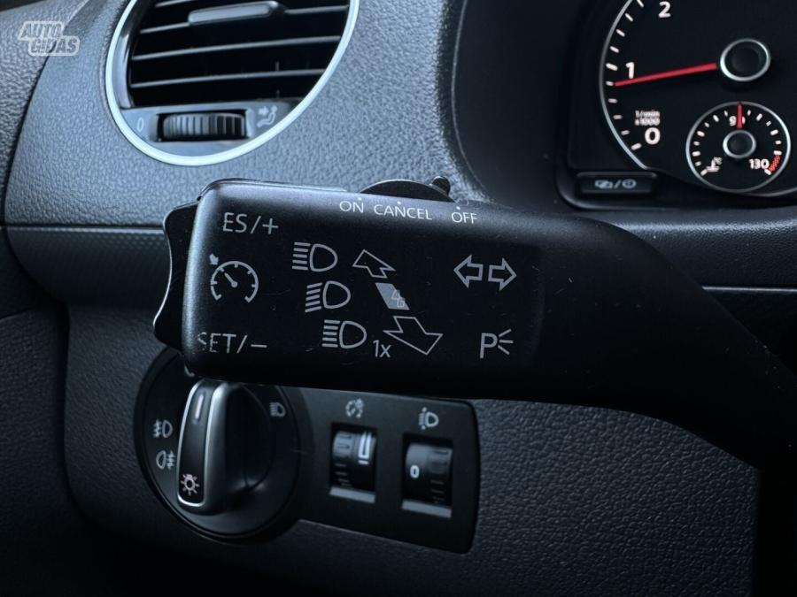 Blue Volkswagen Caddy 2015 in Avizieniai, with an engine capacity of 1.60 L and mileage of 227 thousand km for 9250 €, photo 12 on AUTOMOTO.COM.LV
