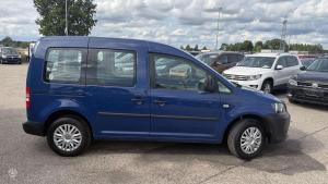 Blue Volkswagen Caddy 2015 in Marijampole, with an engine capacity of 1.60 L and mileage of 290 thousand km for 6999 €, photo 3 on AUTOMOTO.COM.LV