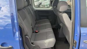 Blue Volkswagen Caddy 2015 in Marijampole, with an engine capacity of 1.60 L and mileage of 290 thousand km for 6999 €, photo 19 on AUTOMOTO.COM.LV